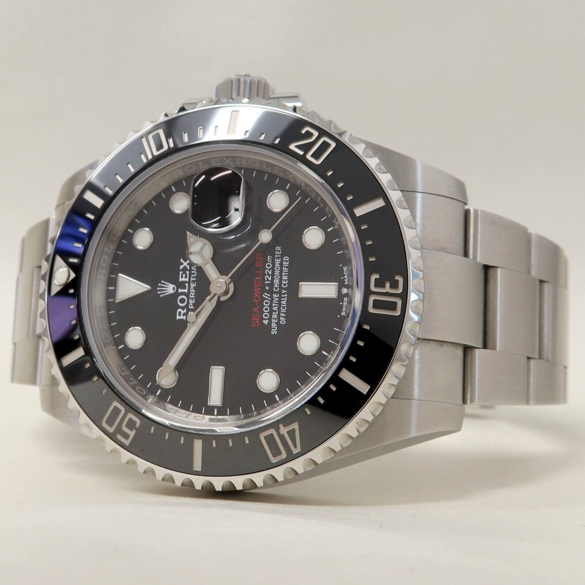 Rolex Sea-Dweller Black Dial Automatic 43MM Stainless Steel Oyster 126